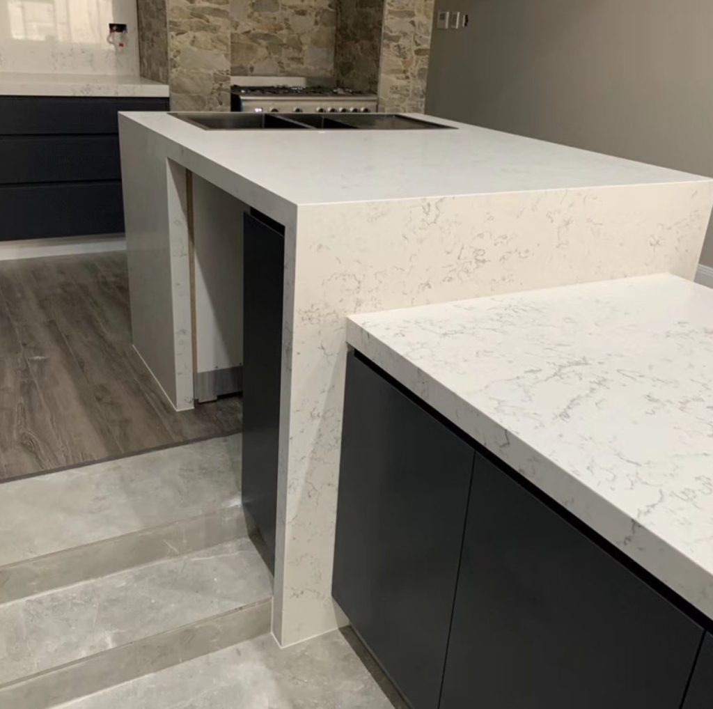 AC918 Gloss Snow White AC Stone