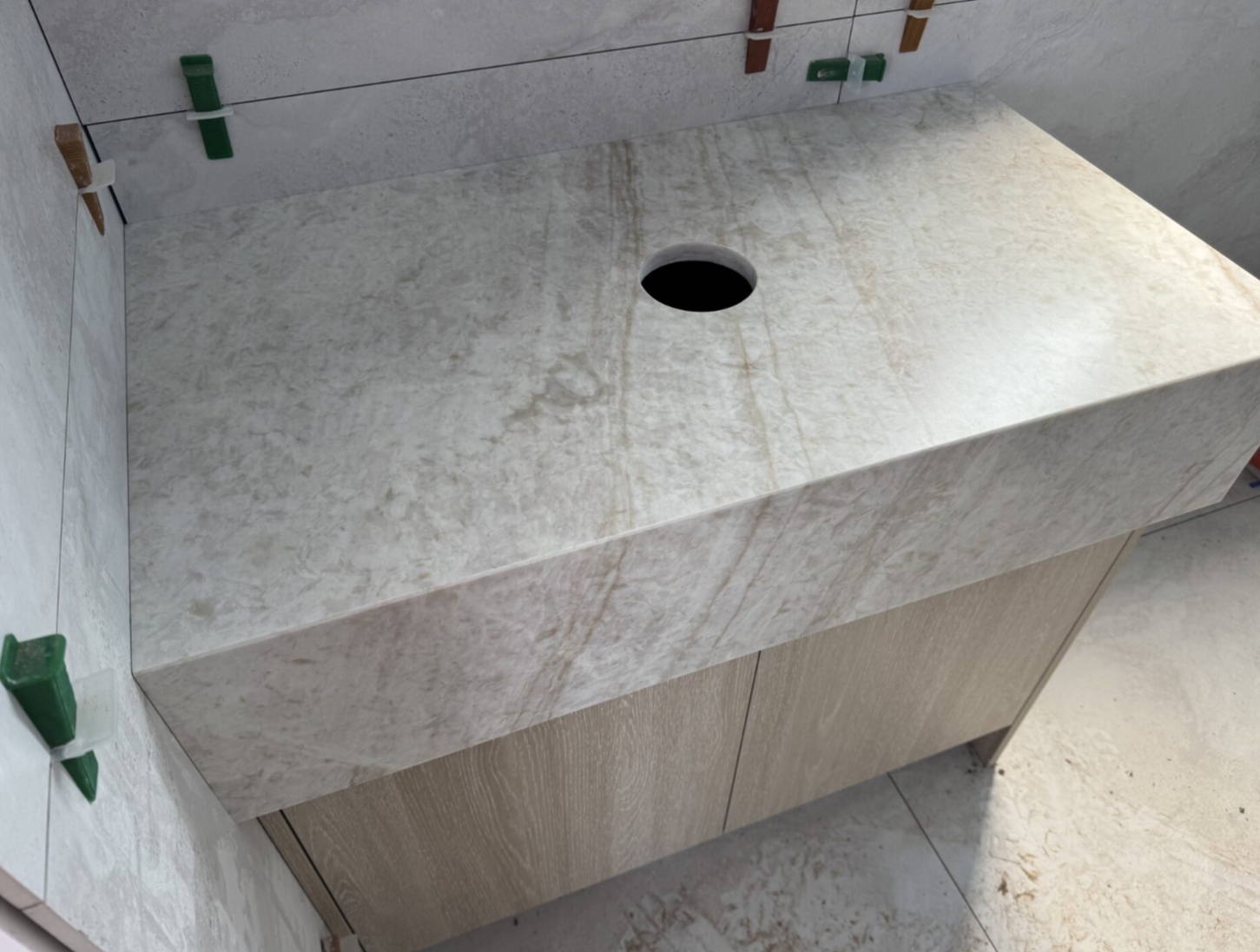 AC6011 Matt Santorini Gold AC Stone